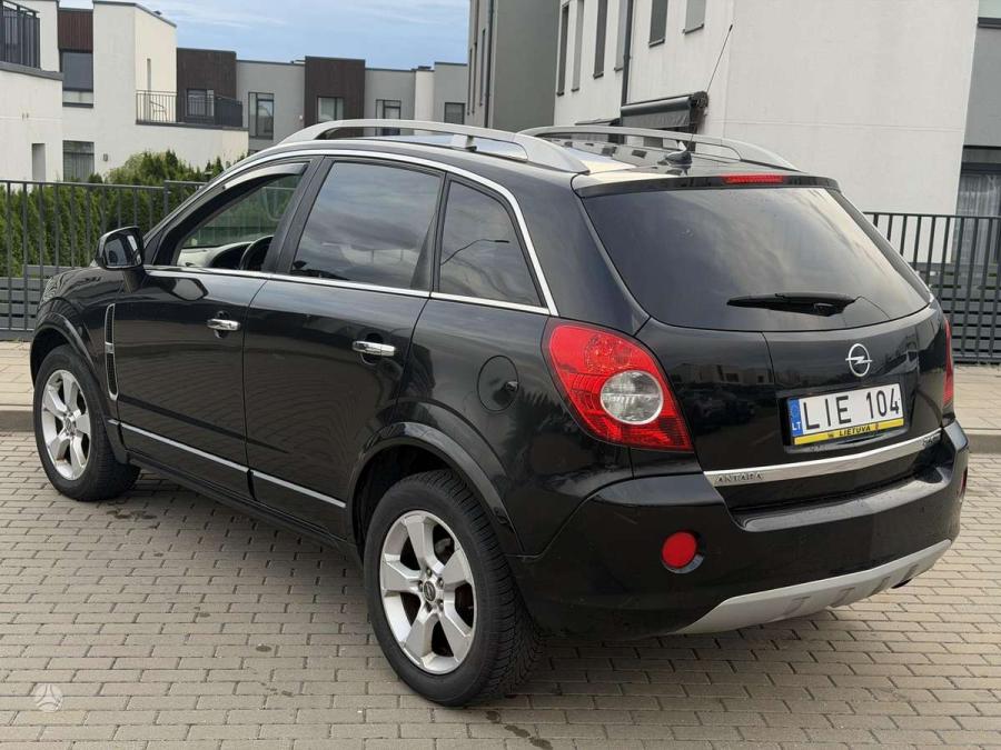 Melns Opel Antara 2008 Viļņa, ar dzinēja tilpumu 2.00 L un nobraukumu 240 tūkst. km par 2000 €, foto 7 vietnē AUTOMOTO.COM.LV