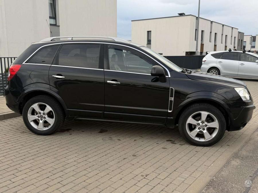 Melns Opel Antara 2008 Viļņa, ar dzinēja tilpumu 2.00 L un nobraukumu 240 tūkst. km par 2000 €, foto 10 vietnē AUTOMOTO.COM.LV