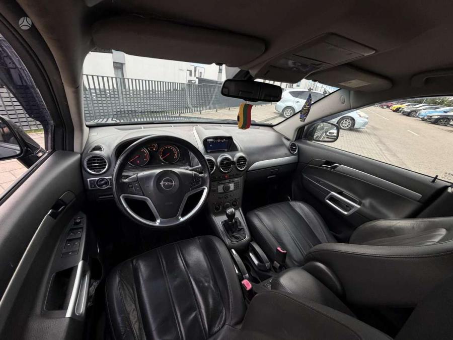 Melns Opel Antara 2008 Viļņa, ar dzinēja tilpumu 2.00 L un nobraukumu 240 tūkst. km par 2000 €, foto 17 vietnē AUTOMOTO.COM.LV