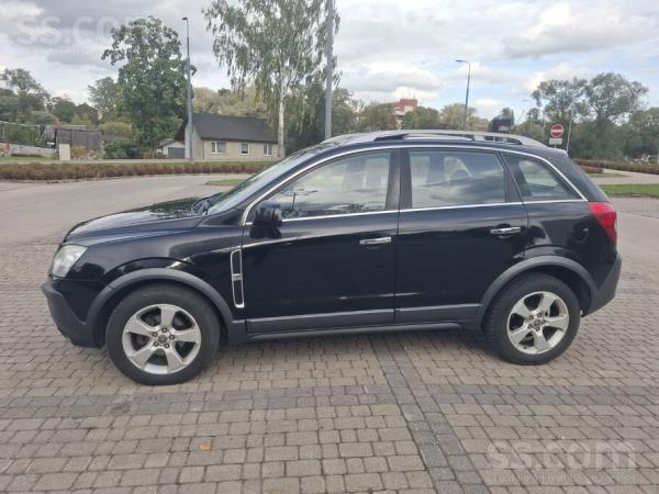 Opel Antara 2008 Rēzekne vietnē Melns Opel Antara 2008 Rēzekne, ar dzinēja tilpumu 2.00 L un nobraukumu 283 tūkst. km par 2200 €, foto 4 vietnē AUTOMOTO.COM.LV