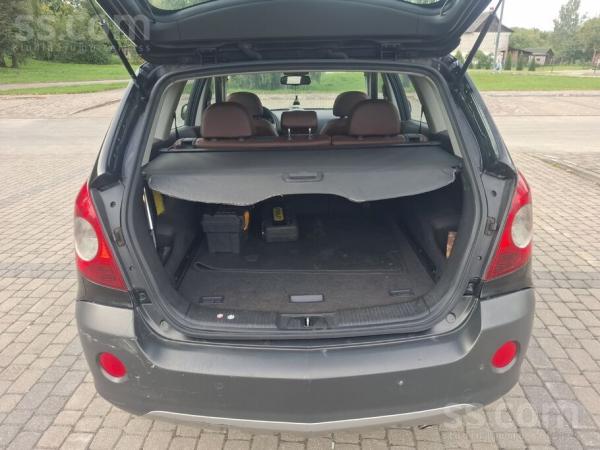 Opel Antara 2008 Rēzekne vietnē Melns Opel Antara 2008 Rēzekne, ar dzinēja tilpumu 2.00 L un nobraukumu 283 tūkst. km par 2200 €, foto 6 vietnē AUTOMOTO.COM.LV