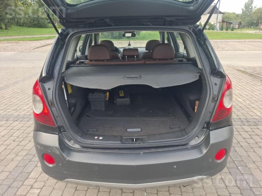 Melns Opel Antara 2008 Rēzekne, ar dzinēja tilpumu 2.00 L un nobraukumu 283 tūkst. km par 2200 €, foto 6 vietnē AUTOMOTO.COM.LV
