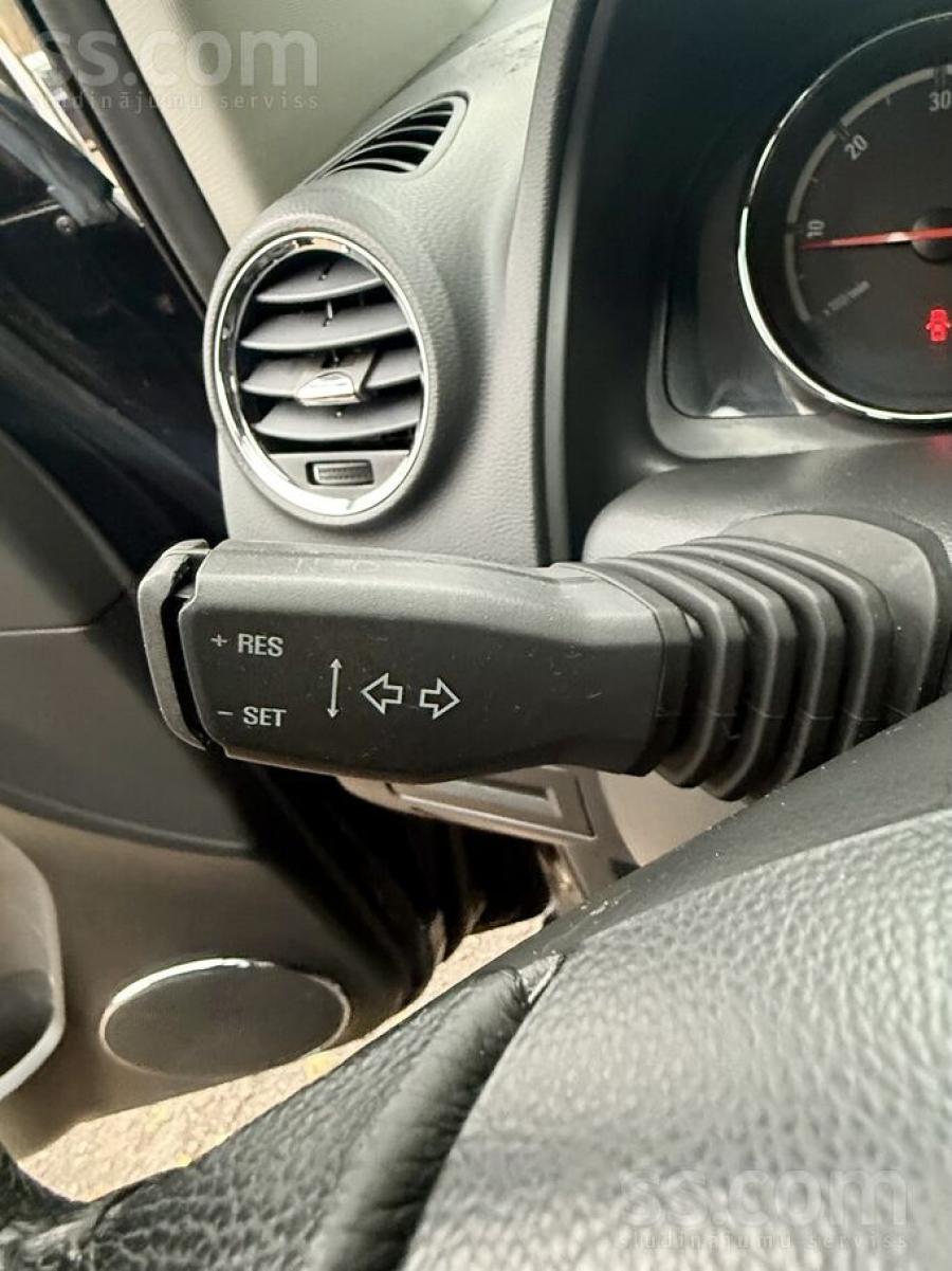 Melns Opel Antara 2008 Rīga, ar dzinēja tilpumu 2.00 L un nobraukumu 0 tūkst. km par 3990 €, foto 12 vietnē AUTOMOTO.COM.LV