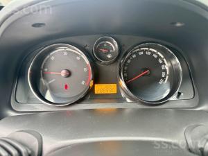 Melns Opel Antara 2008 Rīga, ar dzinēja tilpumu 2.00 L un nobraukumu 0 tūkst. km par 3990 €, foto 14 vietnē AUTOMOTO.COM.LV