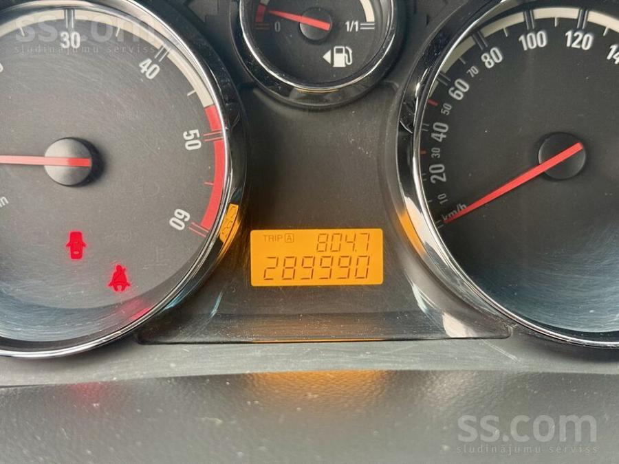 Melns Opel Antara 2008 Rīga, ar dzinēja tilpumu 2.00 L un nobraukumu 0 tūkst. km par 3990 €, foto 15 vietnē AUTOMOTO.COM.LV