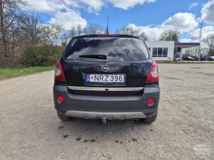 Black Opel Antara 2009 in Sirvintos, with an engine capacity of 2.00 L and mileage of 218 thousand km for 2450 €, photo 5 on AUTOMOTO.COM.LV