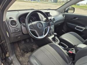 Black Opel Antara 2009 in Sirvintos, with an engine capacity of 2.00 L and mileage of 218 thousand km for 2450 €, photo 15 on AUTOMOTO.COM.LV