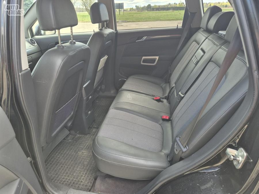 Black Opel Antara 2009 in Sirvintos, with an engine capacity of 2.00 L and mileage of 218 thousand km for 2450 €, photo 22 on AUTOMOTO.COM.LV