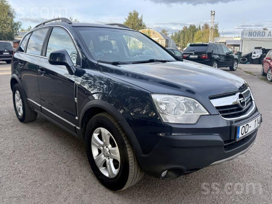 Black Opel Antara 2009 in Riga, with an engine capacity of 2.00 L and mileage of 0 thousand km for 4650 €, photo 3 on AUTOMOTO.COM.LV