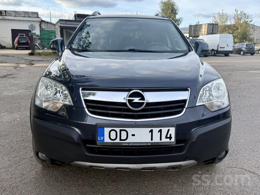Black Opel Antara 2009 in Riga, with an engine capacity of 2.00 L and mileage of 0 thousand km for 4650 €, photo 4 on AUTOMOTO.COM.LV