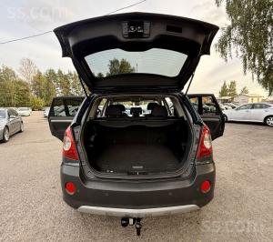 Black Opel Antara 2009 in Riga, with an engine capacity of 2.00 L and mileage of 0 thousand km for 4650 €, photo 13 on AUTOMOTO.COM.LV