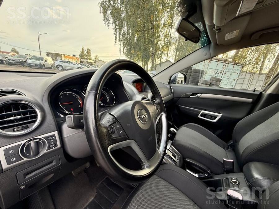 Black Opel Antara 2009 in Riga, with an engine capacity of 2.00 L and mileage of 0 thousand km for 4650 €, photo 16 on AUTOMOTO.COM.LV