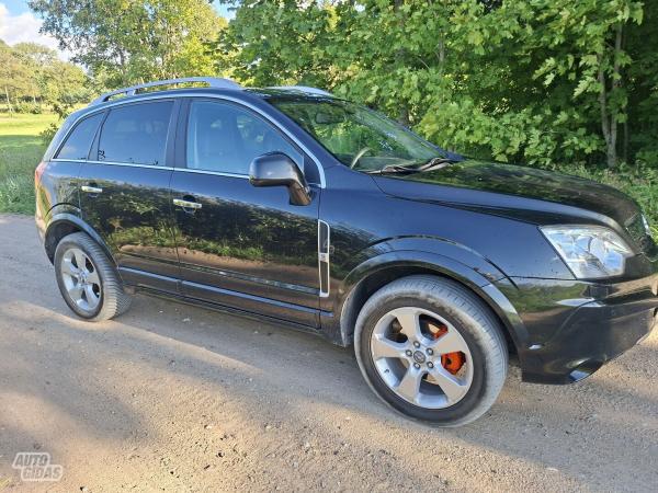 Black Opel Antara 2009 in Birstonas, with an engine capacity of 2.00 L and mileage of 237 thousand km for 3550 €, photo 7 on AUTOMOTO.COM.LV