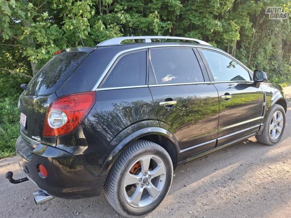 Opel Antara 2009 in Birstonas on AUTOMOTO.COM.LV Black Opel Antara 2009 in Birstonas, with an engine capacity of 2.00 L and mileage of 237 thousand km for 3500 €, photo 9 on AUTOMOTO.COM.LV
