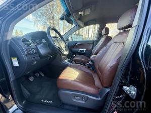 Melns Opel Antara 2010 Rīga, ar dzinēja tilpumu 2.00 L un nobraukumu 0 tūkst. km par 4990 €, foto 10 vietnē AUTOMOTO.COM.LV