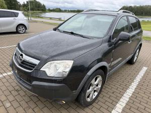 Black Opel Antara 2010 in Siauliai, with an engine capacity of 1.99 L and mileage of 250 thousand km for 3100 €, photo 5 on AUTOMOTO.COM.LV