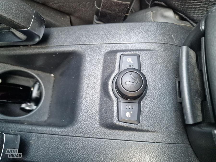 Melns Opel Antara 2010 Kauņa, ar dzinēja tilpumu 2.00 L un nobraukumu 277 tūkst. km par 2700 €, foto 12 vietnē AUTOMOTO.COM.LV