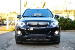 Black Opel Antara 2011 in Kretinga, with an engine capacity of 2.20 L and mileage of 211 thousand km for 5950 €, photo 2 on AUTOMOTO.COM.LV