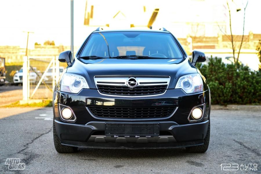 Black Opel Antara 2011 in Kretinga, with an engine capacity of 2.20 L and mileage of 211 thousand km for 5950 €, photo 2 on AUTOMOTO.COM.LV