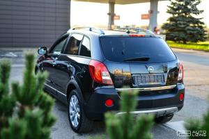 Black Opel Antara 2011 in Kretinga, with an engine capacity of 2.20 L and mileage of 211 thousand km for 5950 €, photo 7 on AUTOMOTO.COM.LV
