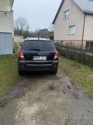 Black Opel Antara 2011 in Kaunas, with an engine capacity of 2.20 L and mileage of 201 thousand km for 5 €, photo 2 on AUTOMOTO.COM.LV