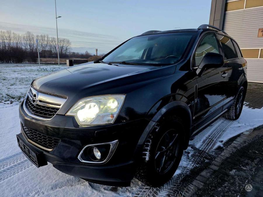 Black Opel Antara 2011 in Kretinga, with an engine capacity of 2.23 L and mileage of 254 thousand km for 5500 €, photo 2 on AUTOMOTO.COM.LV