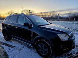 Black Opel Antara 2011 in Kretinga, with an engine capacity of 2.23 L and mileage of 254 thousand km for 5500 €, photo 4 on AUTOMOTO.COM.LV