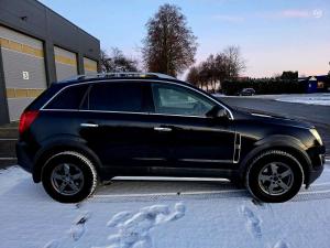 Black Opel Antara 2011 in Kretinga, with an engine capacity of 2.23 L and mileage of 254 thousand km for 5500 €, photo 9 on AUTOMOTO.COM.LV