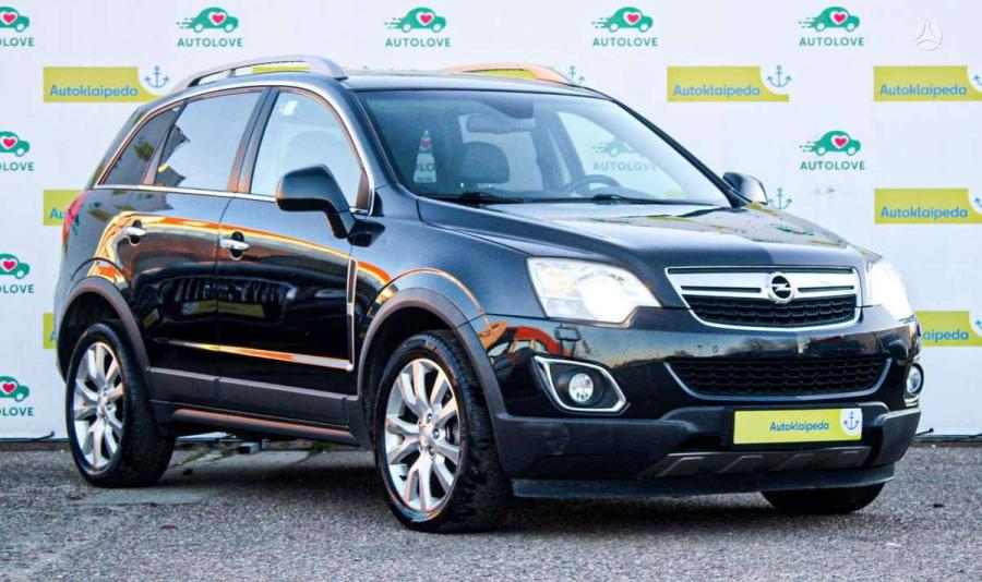 Black Opel Antara 2011 in Klaipeda, with an engine capacity of 2.20 L and mileage of 223 thousand km for 6390 €, photo 2 on AUTOMOTO.COM.LV