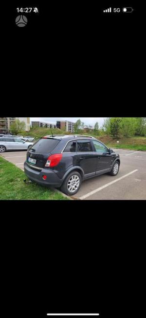 Black Opel Antara 2011 in Vilnius, with an engine capacity of 2.23 L and mileage of 246 thousand km for 4200 €, photo 3 on AUTOMOTO.COM.LV