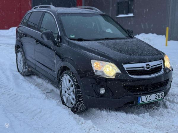 Black Opel Antara 2011 in Vilnius, with an engine capacity of 2.20 L and mileage of 247 thousand km for 4500 €, photo 3 on AUTOMOTO.COM.LV