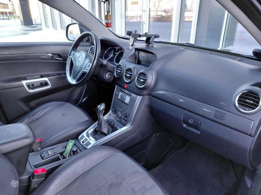 Melns Opel Antara 2011 Viļņa, ar dzinēja tilpumu 2.23 L un nobraukumu 304 tūkst. km par 4500 €, foto 11 vietnē AUTOMOTO.COM.LV