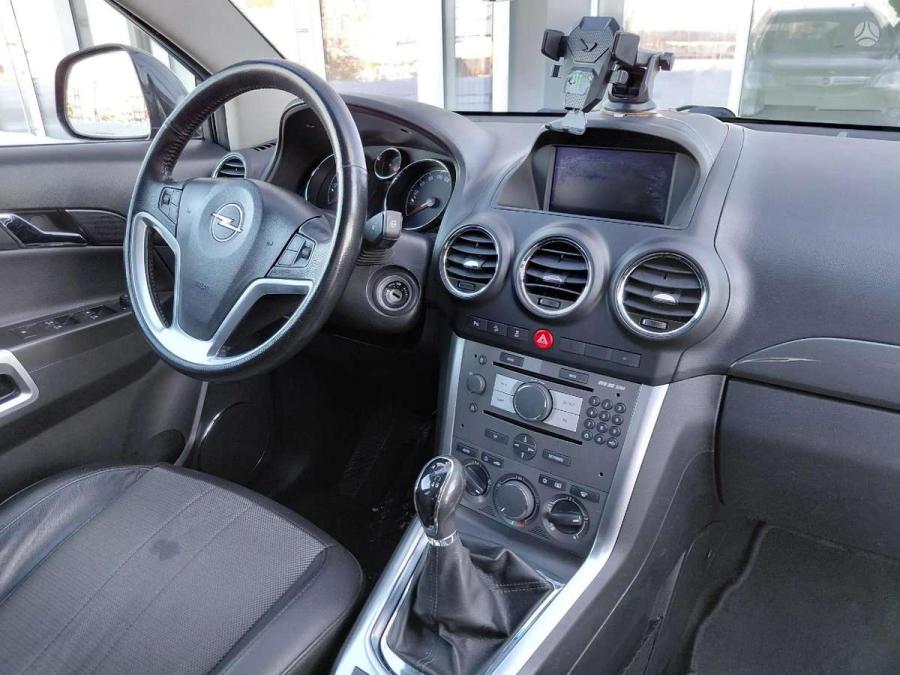Melns Opel Antara 2011 Viļņa, ar dzinēja tilpumu 2.23 L un nobraukumu 304 tūkst. km par 4500 €, foto 12 vietnē AUTOMOTO.COM.LV