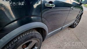Black Opel Antara 2011 in Cesis, with an engine capacity of 2.20 L and mileage of 327 thousand km for 3950 €, photo 15 on AUTOMOTO.COM.LV