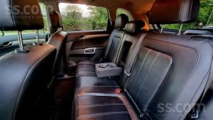 Black Opel Antara 2011 in Cesis, with an engine capacity of 2.20 L and mileage of 327 thousand km for 3950 €, photo 19 on AUTOMOTO.COM.LV