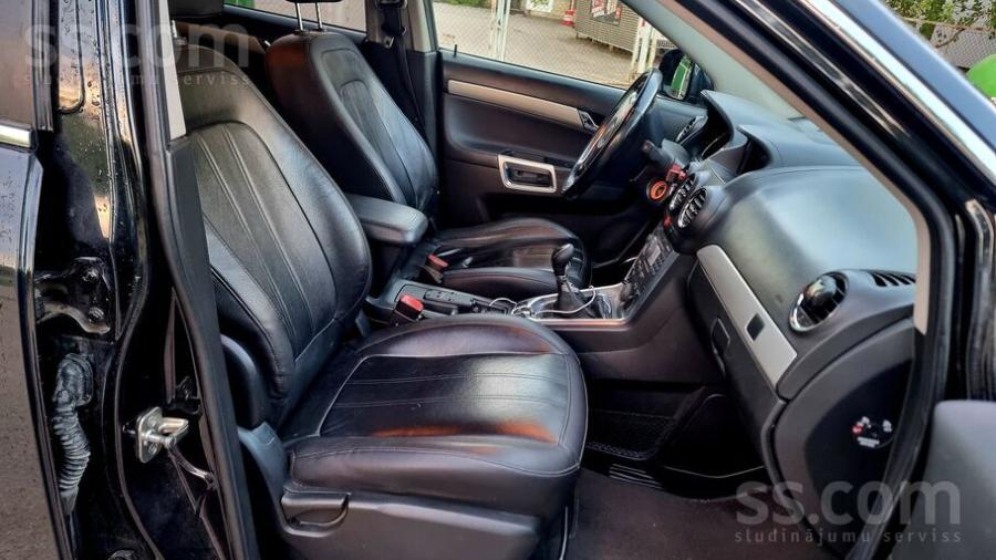 Black Opel Antara 2011 in Cesis, with an engine capacity of 2.20 L and mileage of 327 thousand km for 3950 €, photo 21 on AUTOMOTO.COM.LV