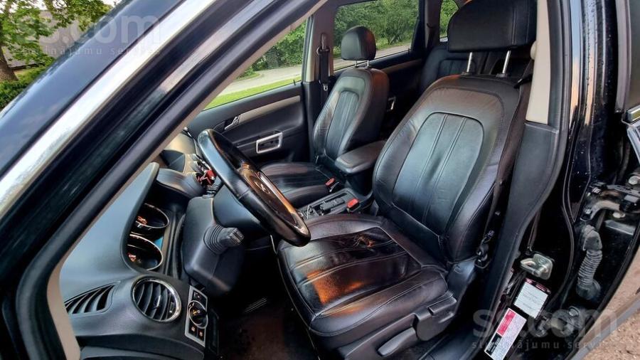 Black Opel Antara 2011 in Cesis, with an engine capacity of 2.20 L and mileage of 327 thousand km for 3950 €, photo 25 on AUTOMOTO.COM.LV