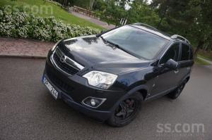 Black Opel Antara 2011 in Jurmala, with an engine capacity of 2.20 L and mileage of 204 thousand km for 3995 €, photo 3 on AUTOMOTO.COM.LV