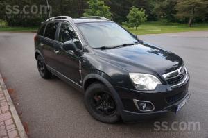 Black Opel Antara 2011 in Jurmala, with an engine capacity of 2.20 L and mileage of 204 thousand km for 3995 €, photo 9 on AUTOMOTO.COM.LV