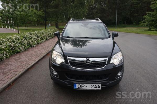 Black Opel Antara 2011 in Jurmala, with an engine capacity of 2.20 L and mileage of 204 thousand km for 3995 €, photo 9 on AUTOMOTO.COM.LV
