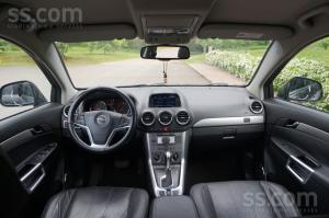 Black Opel Antara 2011 in Jurmala, with an engine capacity of 2.20 L and mileage of 204 thousand km for 3995 €, photo 17 on AUTOMOTO.COM.LV