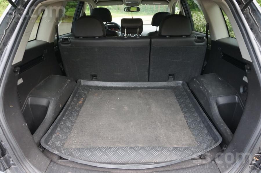 Black Opel Antara 2011 in Jurmala, with an engine capacity of 2.20 L and mileage of 204 thousand km for 3995 €, photo 21 on AUTOMOTO.COM.LV