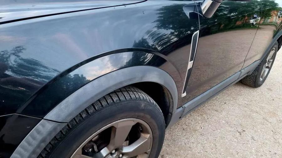 Black Opel Antara 2011 in Cesis, with an engine capacity of 2.20 L and mileage of 327 thousand km for 3950 €, photo 11 on AUTOMOTO.COM.LV