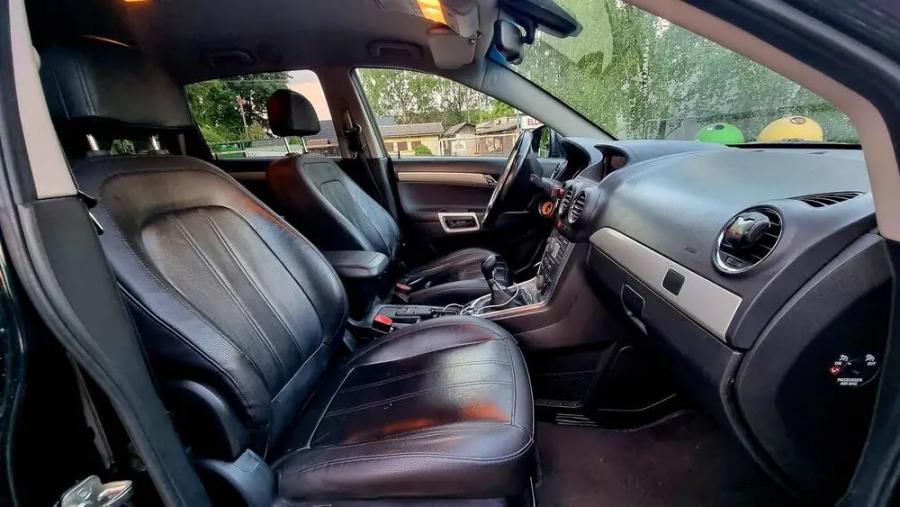 Black Opel Antara 2011 in Cesis, with an engine capacity of 2.20 L and mileage of 327 thousand km for 3950 €, photo 22 on AUTOMOTO.COM.LV