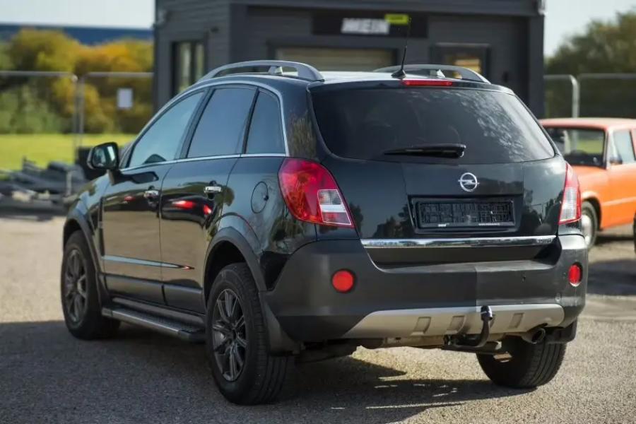 Melns Opel Antara 2011 Liepāja, ar dzinēja tilpumu 2.20 L un nobraukumu 172 tūkst. km par 7700 €, foto 4 vietnē AUTOMOTO.COM.LV