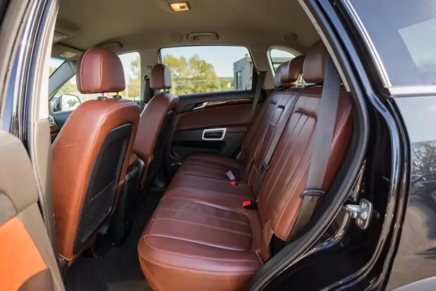 Melns Opel Antara 2011 Liepāja, ar dzinēja tilpumu 2.20 L un nobraukumu 172 tūkst. km par 7700 €, foto 14 vietnē AUTOMOTO.COM.LV
