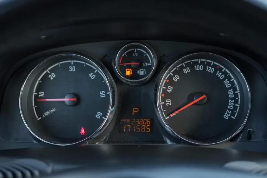 Melns Opel Antara 2011 Liepāja, ar dzinēja tilpumu 2.20 L un nobraukumu 172 tūkst. km par 7700 €, foto 18 vietnē AUTOMOTO.COM.LV