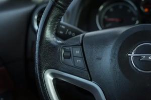 Melns Opel Antara 2011 Liepāja, ar dzinēja tilpumu 2.20 L un nobraukumu 172 tūkst. km par 7700 €, foto 30 vietnē AUTOMOTO.COM.LV