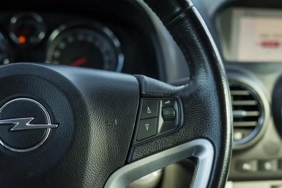 Melns Opel Antara 2011 Liepāja, ar dzinēja tilpumu 2.20 L un nobraukumu 172 tūkst. km par 7700 €, foto 31 vietnē AUTOMOTO.COM.LV