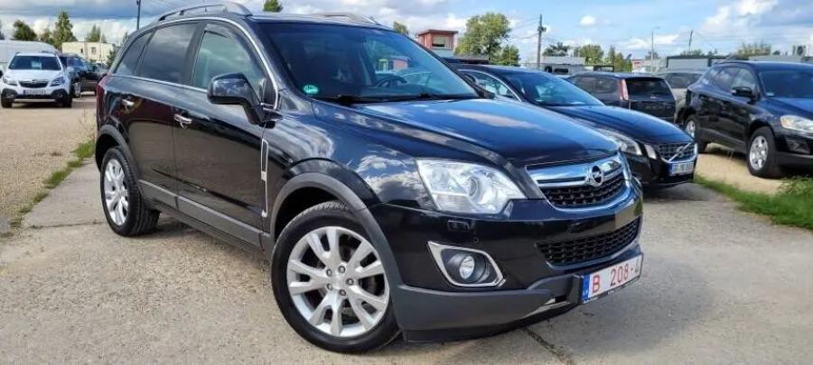 Black Opel Antara 2011 in Riga, with an engine capacity of 2.20 L and mileage of 225 thousand km for 8500 €, photo 5 on AUTOMOTO.COM.LV